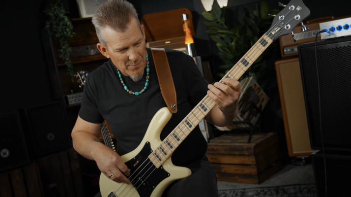 WARWICK Streams An In-Depth Look At ADAM CLAYTON's ROCKBASS Signature ...