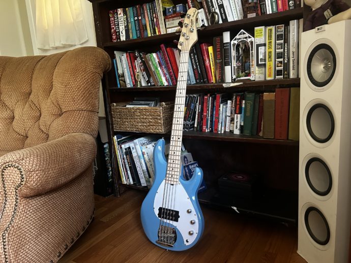 Review: STERLING BY MUSIC MAN's 5-String SUB StingRay RAY5 Is Pretty ...